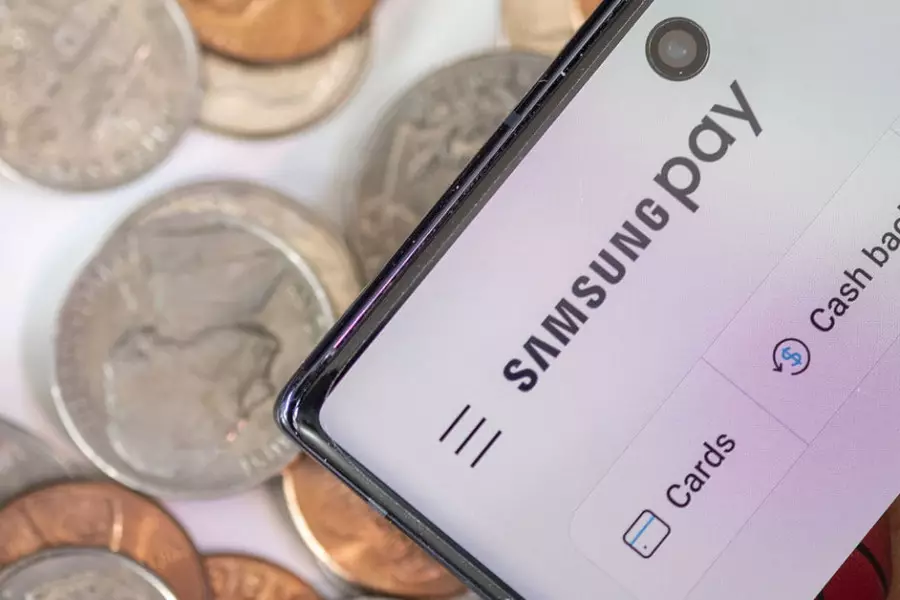 Samsung выпускае банкаўскую карту для Samsung Pay