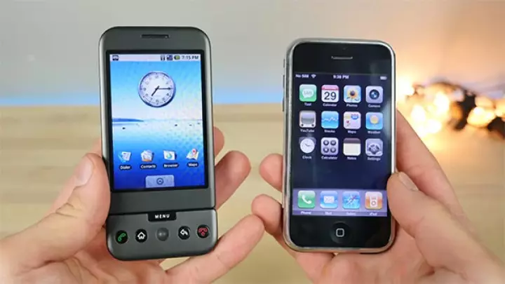 Prvý Android-Phone-Vs-First iPhone.jpg