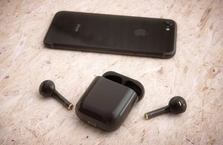 Jet-Black-Airpods-2.jpg