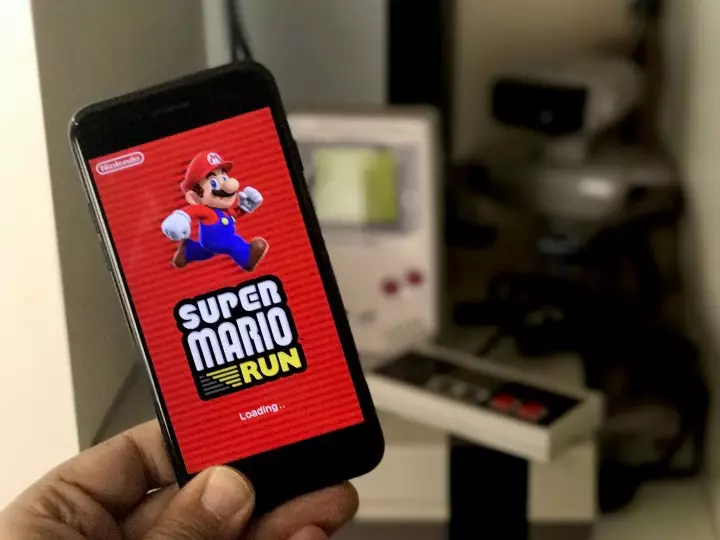 Super-Mario-Run-Splash-Hero.jpg