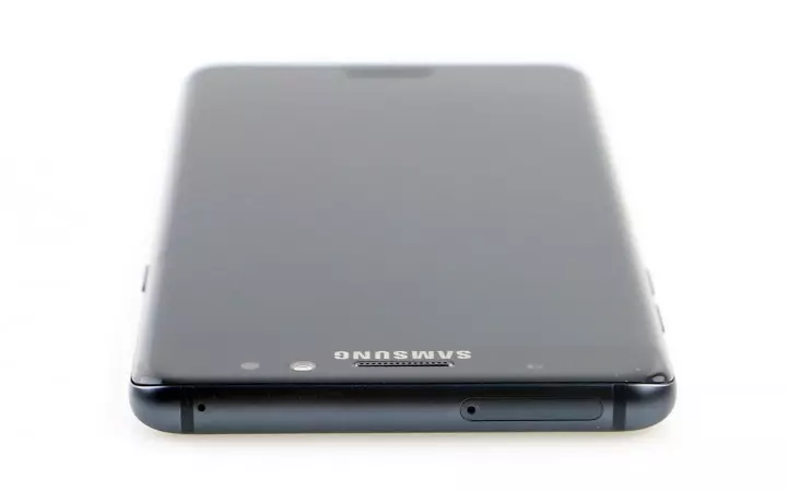 Samsunggalaxynote7_top.jpg