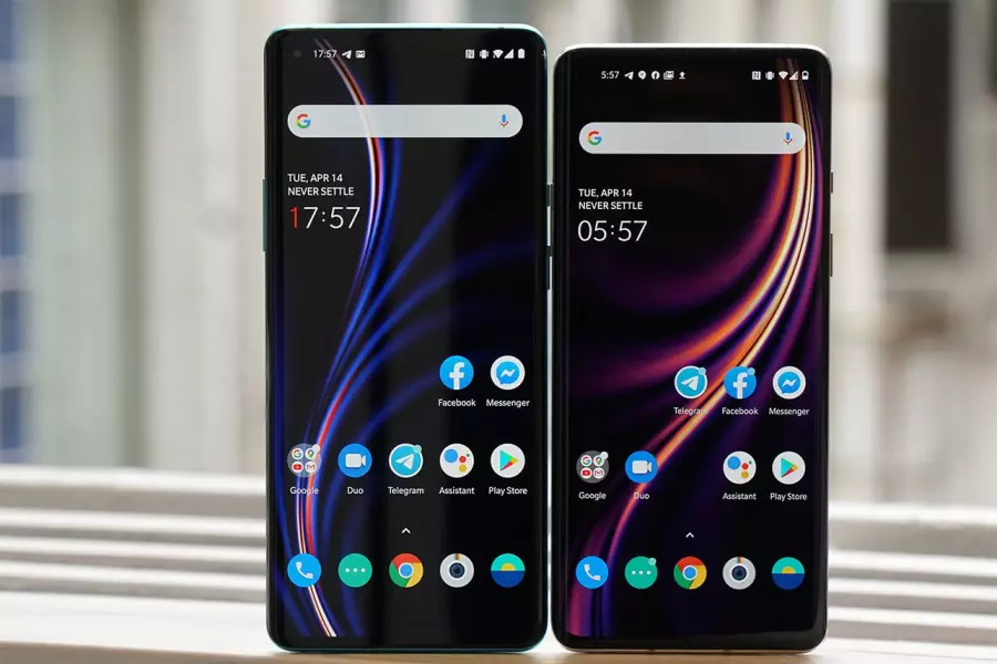 Az OnePlus 8 és az OnePlus 8 Pro hivatalosan képviselteti magát