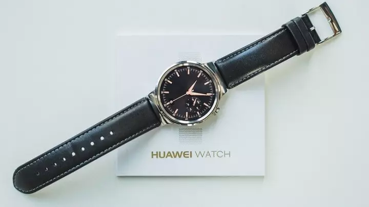 Huaweiwatch_face.jpg ။