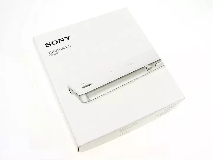 sonyxperiaz3compact-box.jpg.