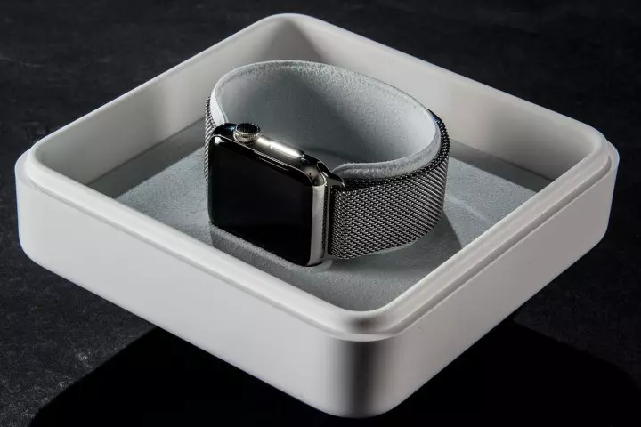 AppleWatch_Box2.jpg।