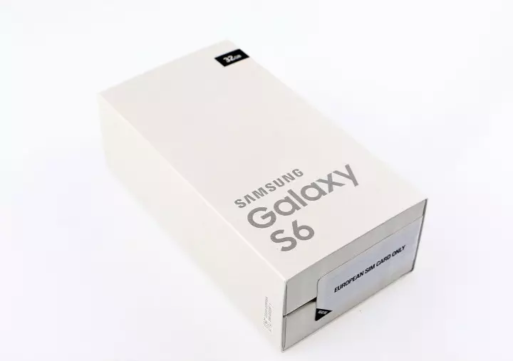 Samsungggalaxys6_box.jpg.