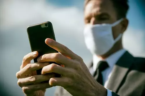 Coronovirus lives in an incredibly smartphone. How much and why?
