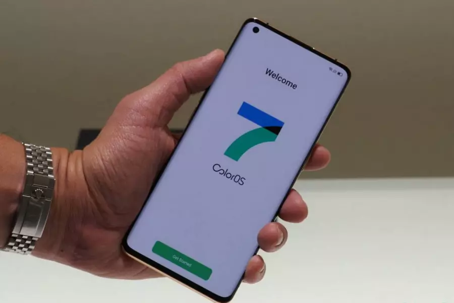 Oppo introducerede en Find X2-serie med en smart display og hurtig opladning