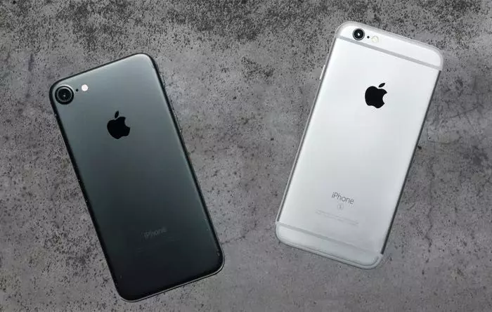 Pamilik iPhone 6 sareng iPhone 7 bakal nampi artos ti Apple