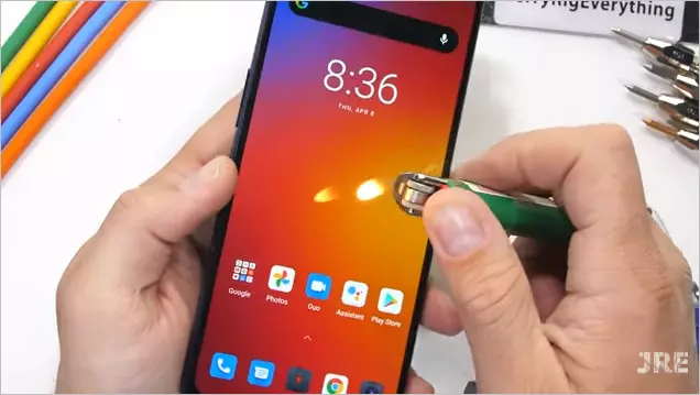 Lenovo Legion Dual (sanki) bir qəza ilə Phone 2 əyilmə test uğursuz oldu. video