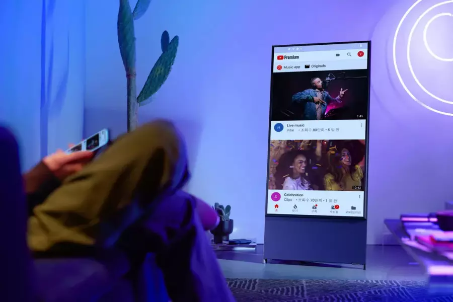 Samsung Sero Vertical TV është menduar për përdoruesit e smartphone