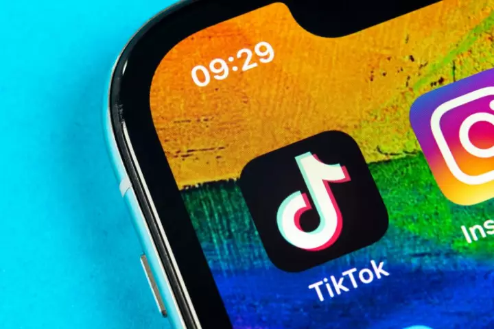 Το δίκτυο έχει δεδομένα σε 235 εκατομμύρια χρήστες Instagram, Tiktok και YouTube