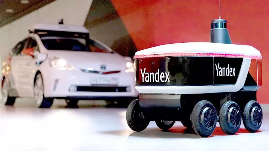 Yandex.Terp - Muxtar robot-çatdırılma qida və sənədlər