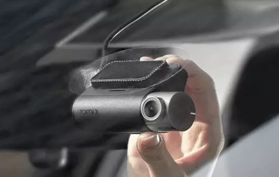 In dhaqanka ugu fiican ee Xiaomi: dib u eegis taariikhqorihii video 70Mai Dash Cam Pro