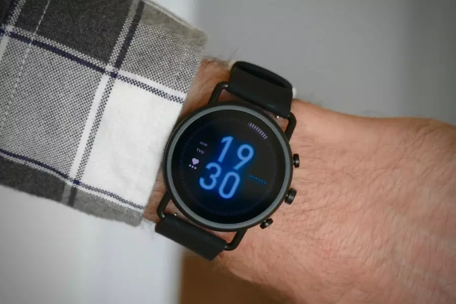 Smart Watch on Wear OS estos duoble pli rapida