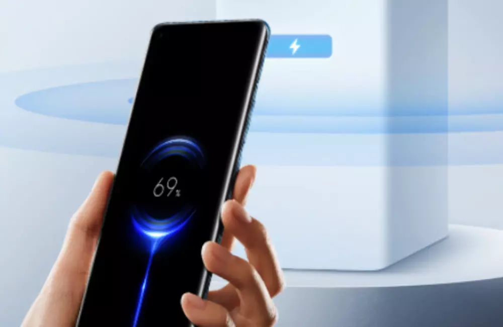 Modstandere af 5 g strammet: Xiaomi præsenterede fjern trådløs opladning