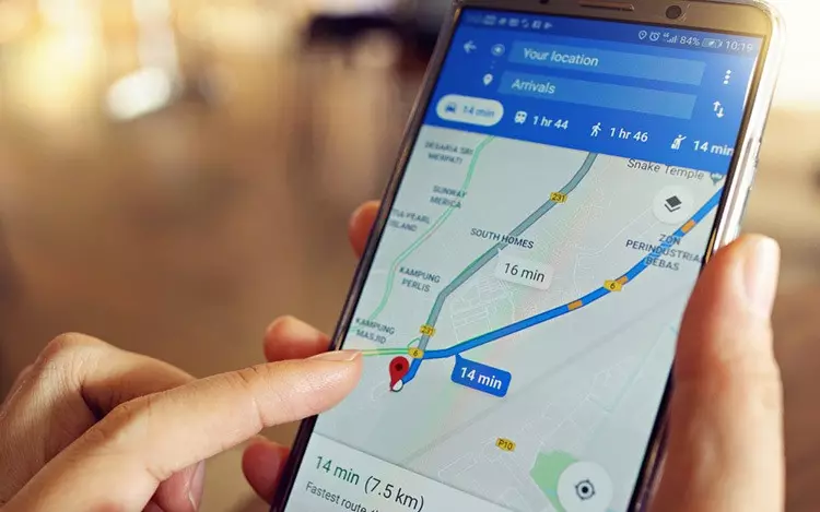 Google cards will warn if taxi will not turn there