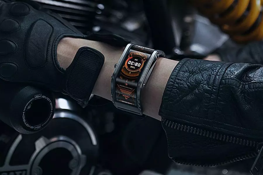Nubia Watch - Flexible smart watch na may 4-inch display