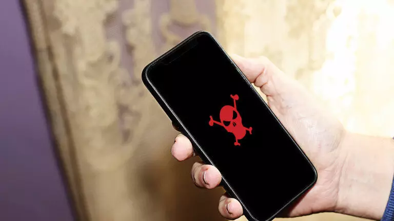 BlackRock Virus inficerer populære applikationer og stjæler data fra en smartphone