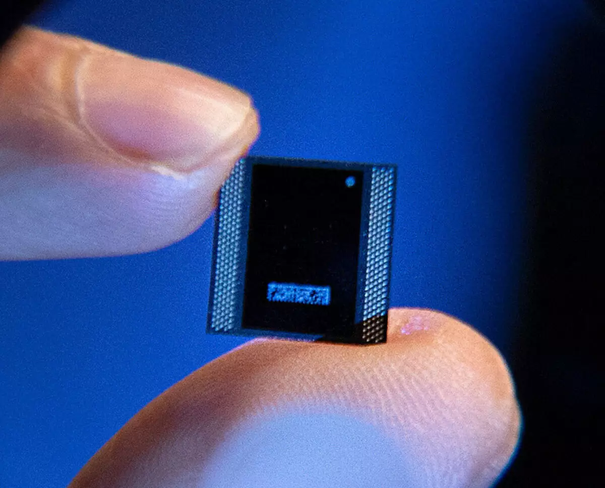 Intel นำเสนอโปรเซสเซอร์ Hybrid Lakefield สำหรับแล็ปท็อปบาง ๆ