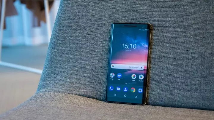 Nokia8sirocco.jpg.