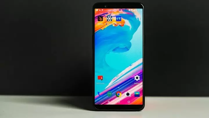 Oneplus-5t.jpg.